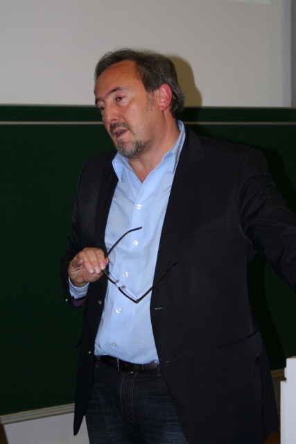 Veranstaltungen im Wintersemester 2012/13 - Institut für Philosophie